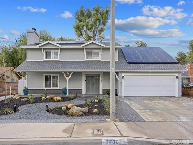 28137 Oaklar Dr, Saugus, CA 91350