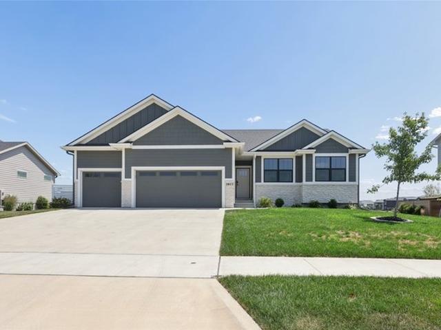 2813 NW Boulder Point Pl, Ankeny, IA 50023