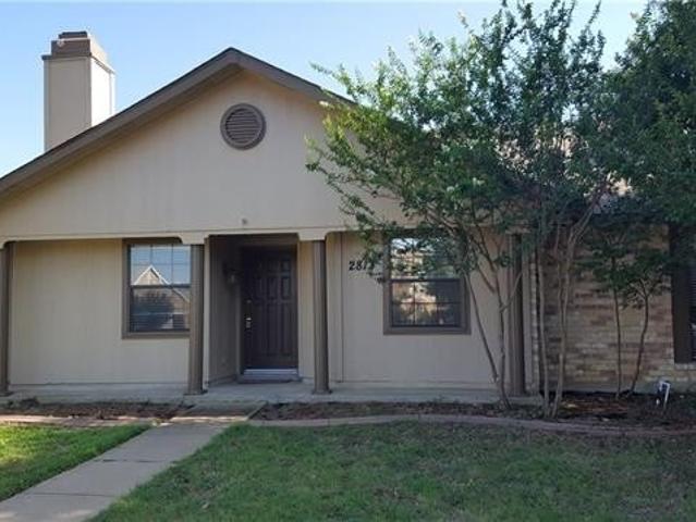 2813 Oxford Ln, Flower Mound, TX 75028