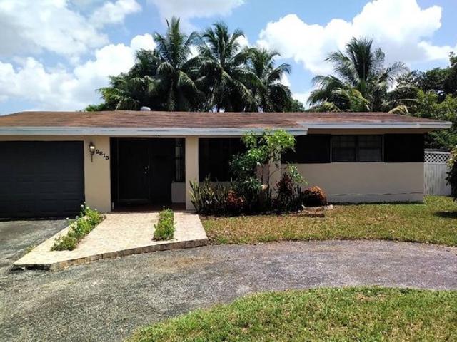 2813 Acapulco Dr, Miramar, FL 33023