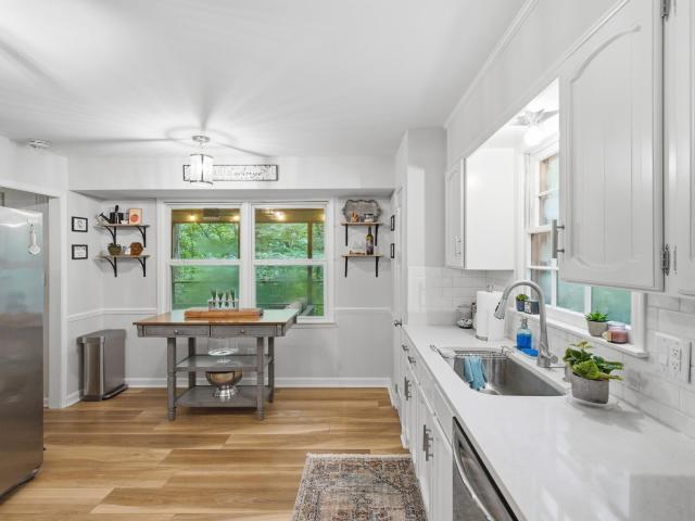 2813 Altadena South Way