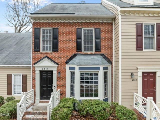 2813 Bedfordshire Ct, Raleigh, NC 27604