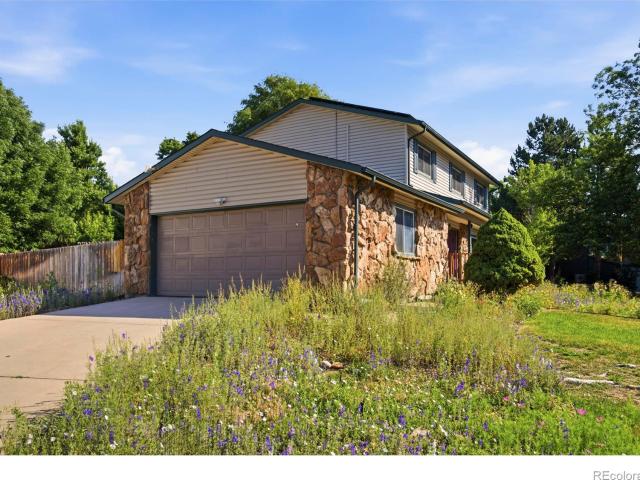 2813 Crystal Court