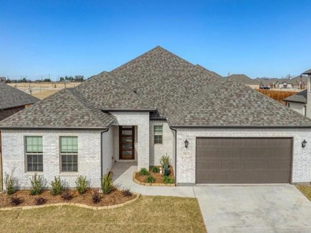 2813 Dolomite Dr, Sherman, TX 75092