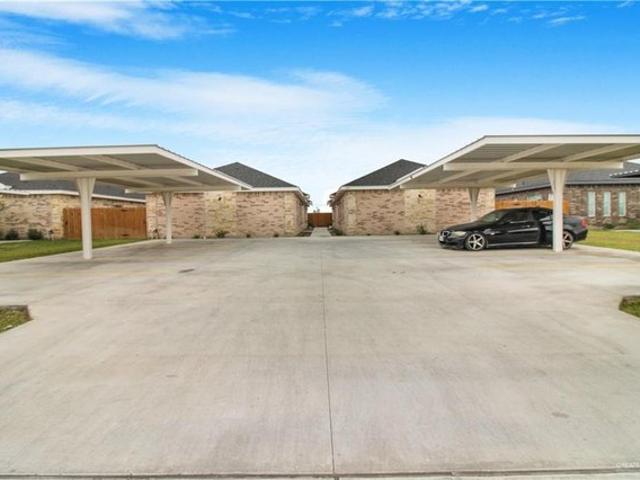 2813 E Israel Ave, Alton, TX 78573