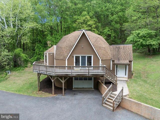 2813 Fry Rd, Jefferson, MD 21755