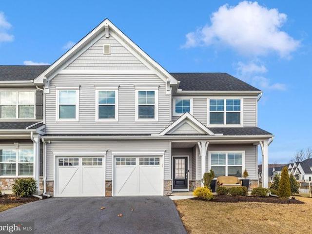 2813 Hillfield Dr, Frederick, MD 21702