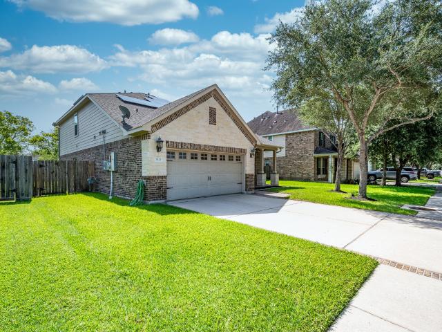 2813 Lost Maples Drive