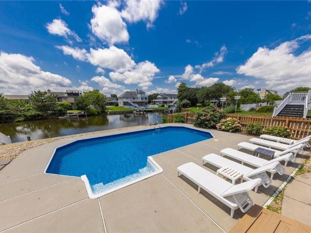 2813 Sandpiper RD