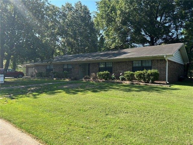 2813 W D St, Russellville, AR 72801