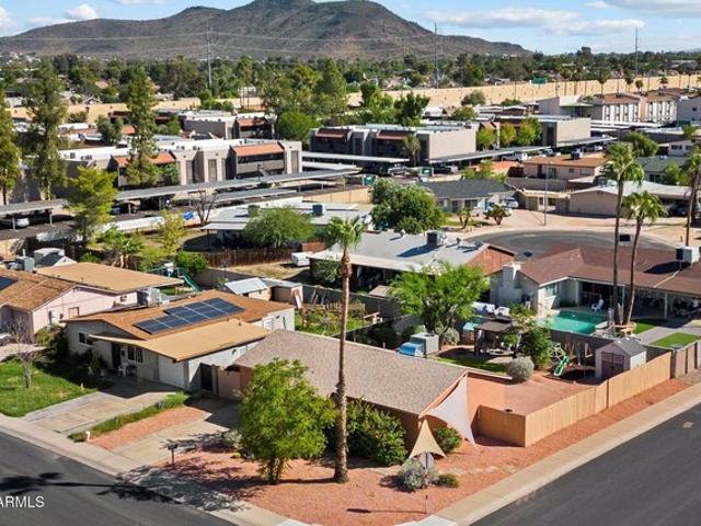 2813 W Port Royale Ln, Phoenix, AZ 85053