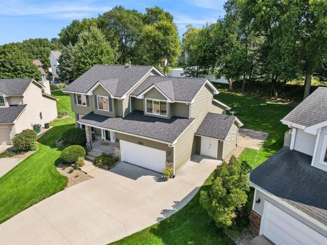281 58th Ct, West Des Moines, IA 50266