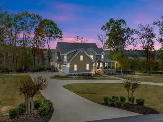281 COUNTY ROAD 1026, VALLEY HEAD, AL 35989 Single Family Resi.