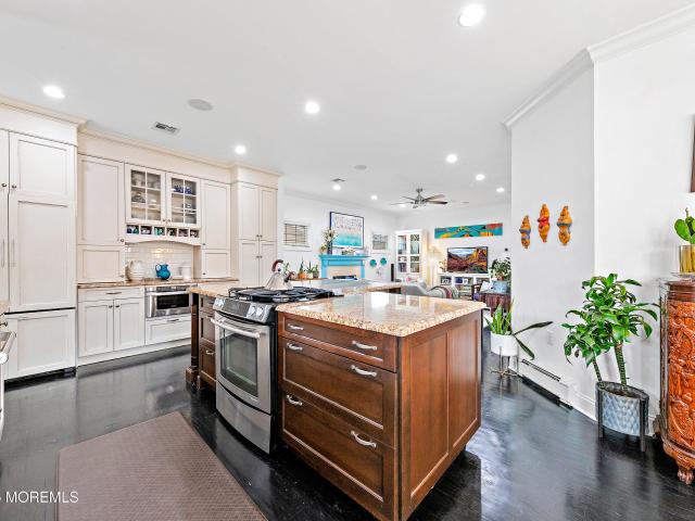 281 Cedar Avenue