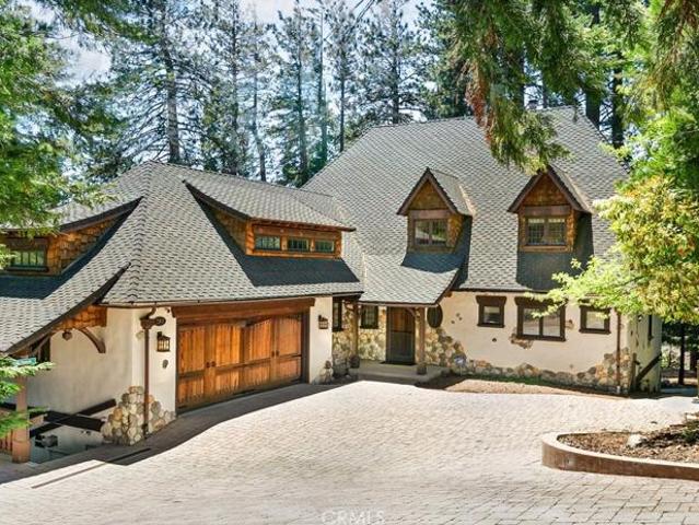 281 Chipmunk Dr, Lake Arrowhead, CA 92352