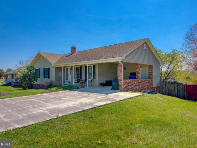 281 Creekside Way, Front Royal, VA 22630 | Compass