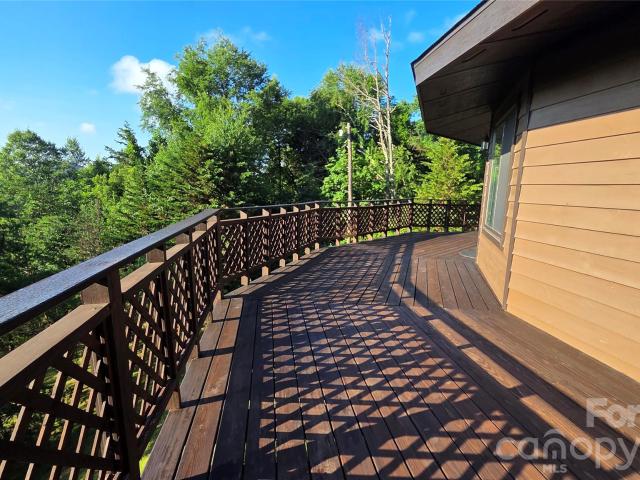 281 Bearwallow Trail