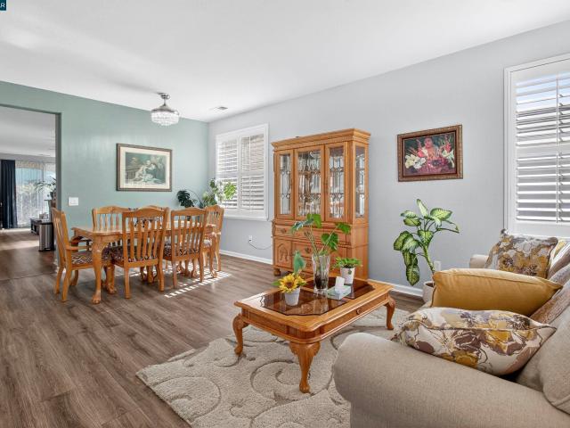 281 Black Amber Way