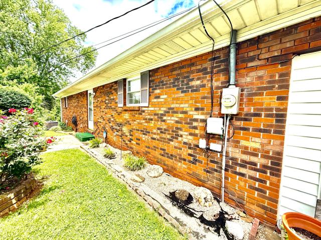 281 Garrett Street