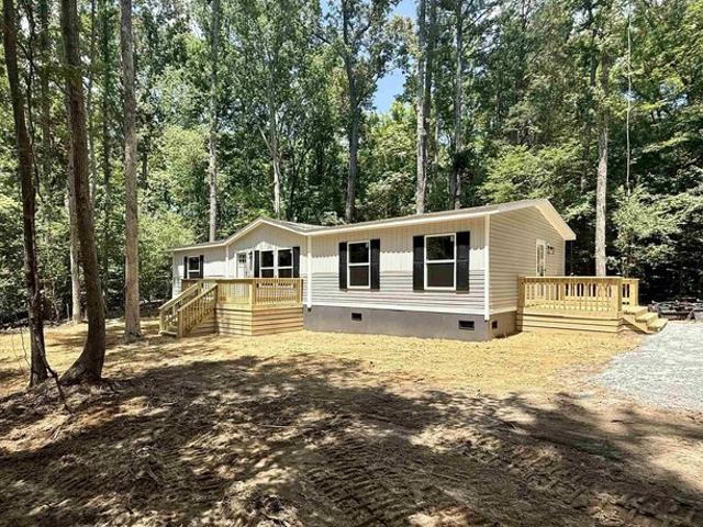 281 Douglas Rd, Pomaria, SC 29126