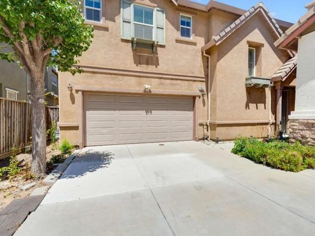 281 Kapalua Bay Cir, Pittsburg, CA 94565
