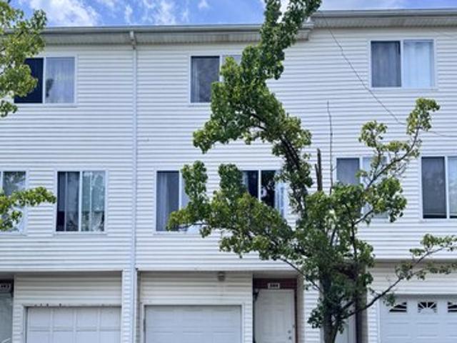 281 Jamie Ln, Staten Island, NY 10312