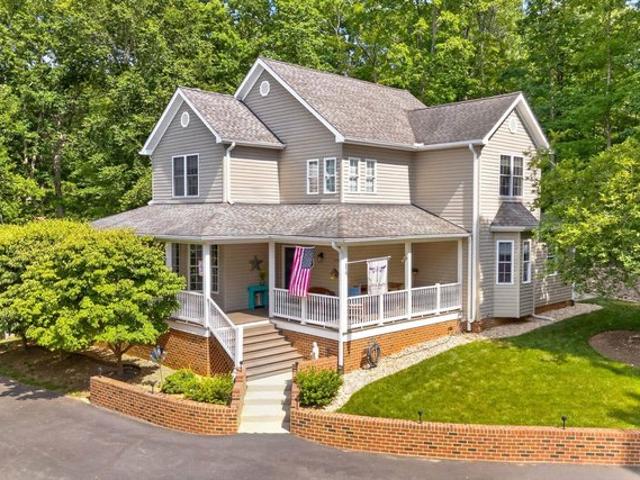 281 Jefferson Dr, Palmyra, VA 22963