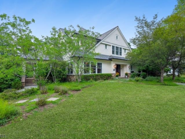 281 Long Hill Dr