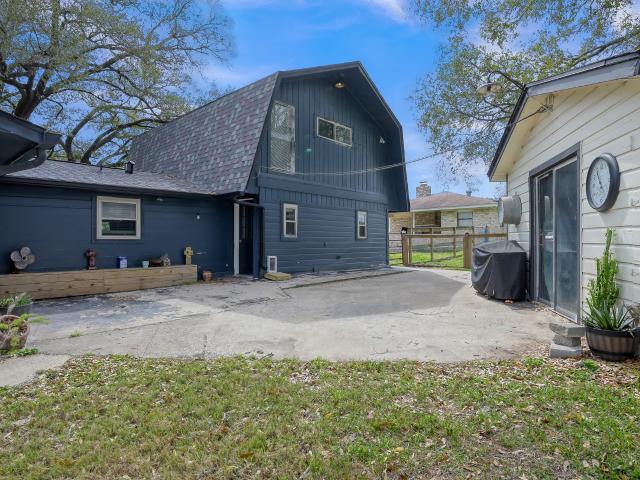 281 N Shady Oaks Dr, Point Blank, TX 77364 | MLS #87976