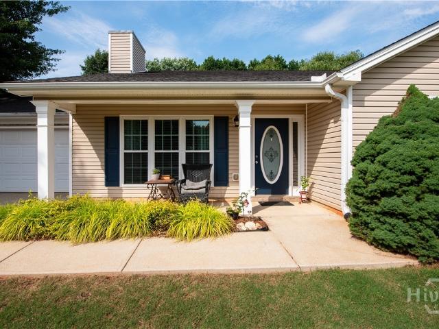 281 Natchez Cir
