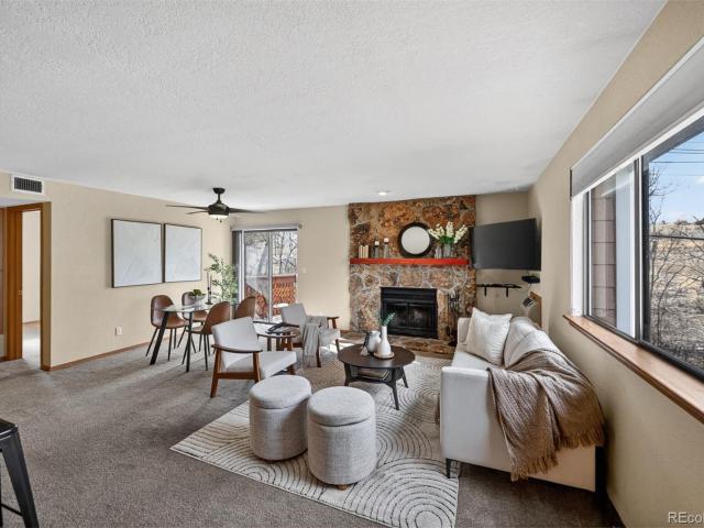281 S Zinnia Way, Unit 2D, Lakewood, CO 80228 | MLS #2332 | Compass