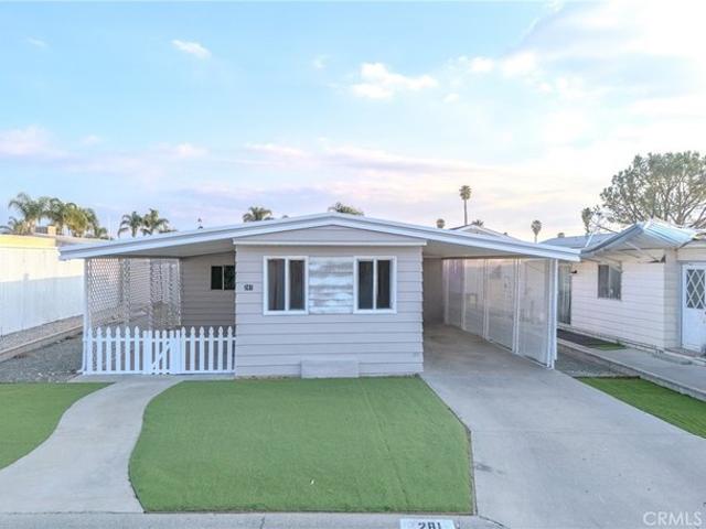 281 Santa Clara Cir, Hemet, CA 92543