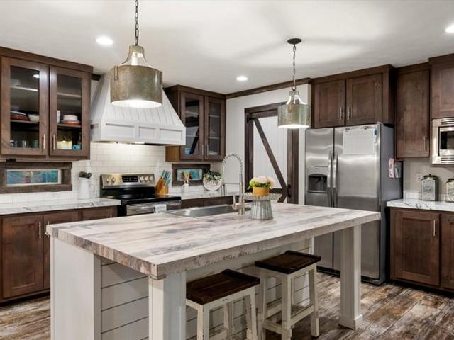 281 State Highway 75 S, Fairfield, TX 75840