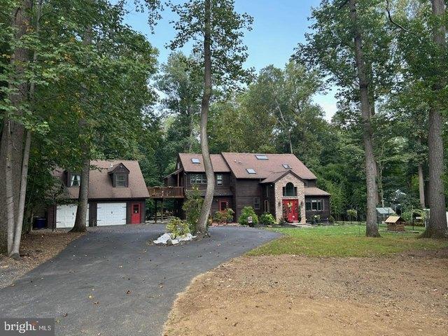 281 Woodland Dr, Downingtown, PA 19335