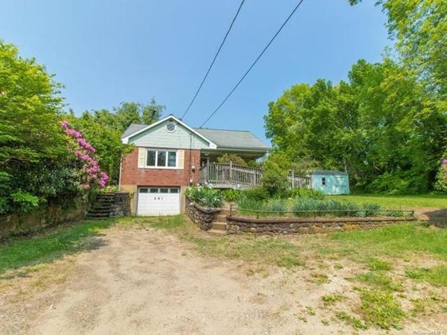 281 Waterman Rd, Lebanon, CT 06249