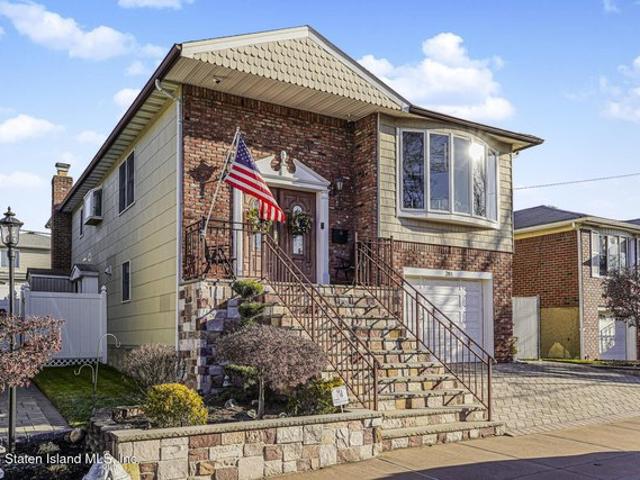 281 Thomas St, Staten Island, NY 10306