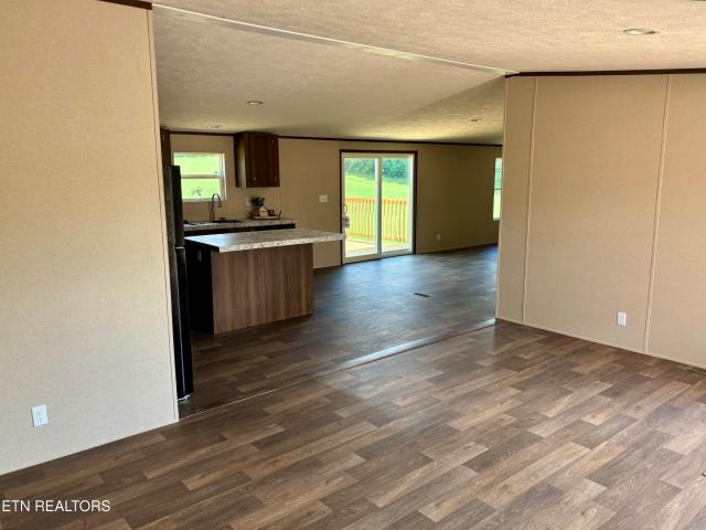 281 Thompson Rd