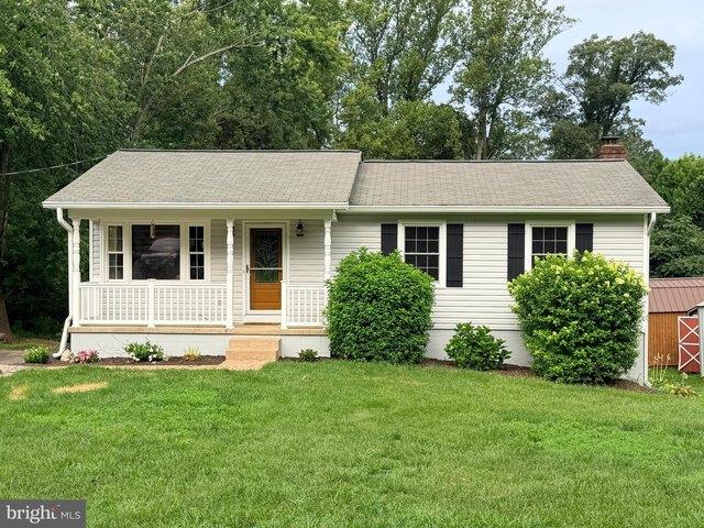 281 Truslow Rd, Fredericksburg, VA 22405
