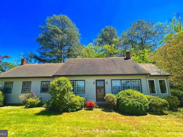 28249 Crisfield Marion Rd, Marion Station, MD 21838