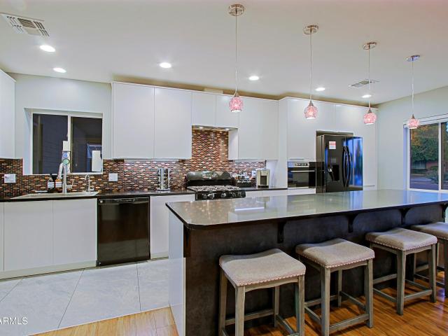 2824 N 82nd St, Scottsdale, AZ 85257 | Compass