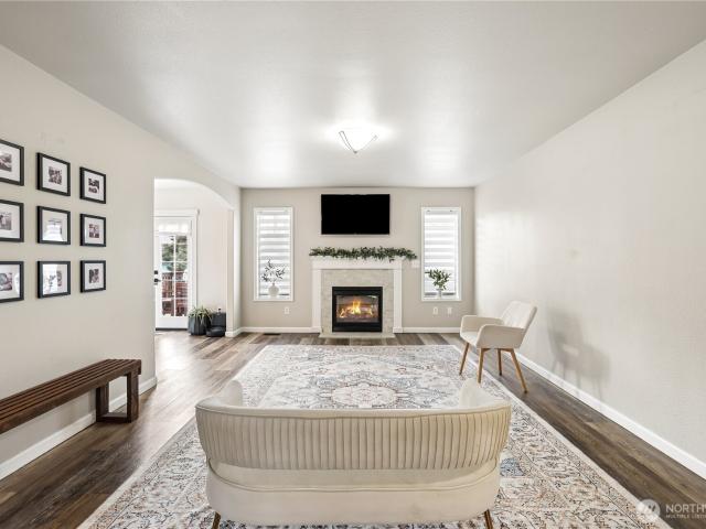 2824 nd Street E