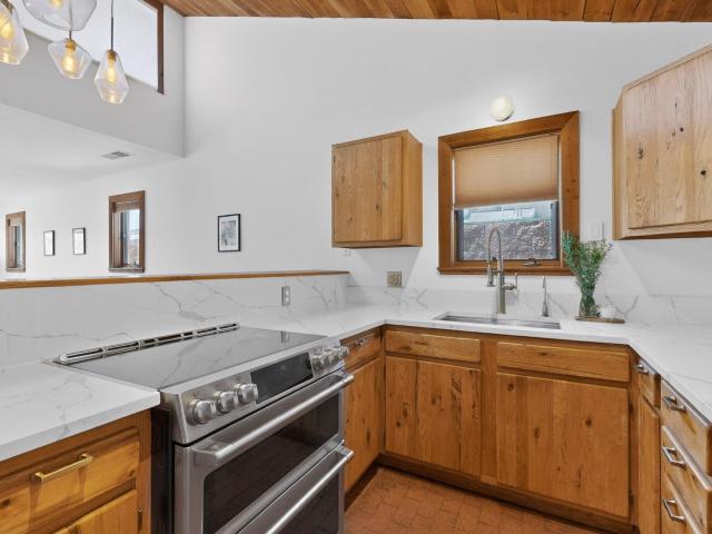 2824 Carlota Road NW