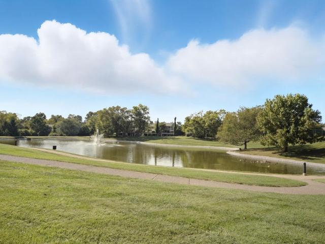 2824 Dry Ridge Court