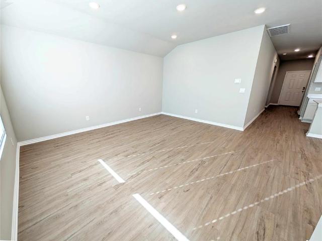 2824 Firefly Drive