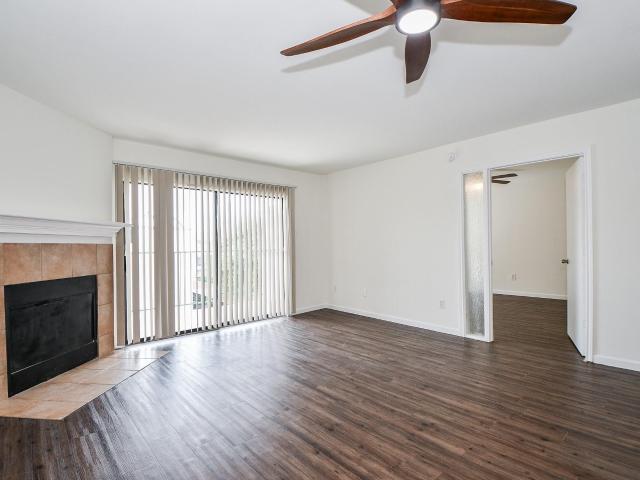 2824 S Bartell Dr, Unit 311, Houston, TX 77054 | MLS #15975