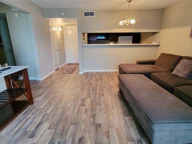 2824 S Bartell Drive 32