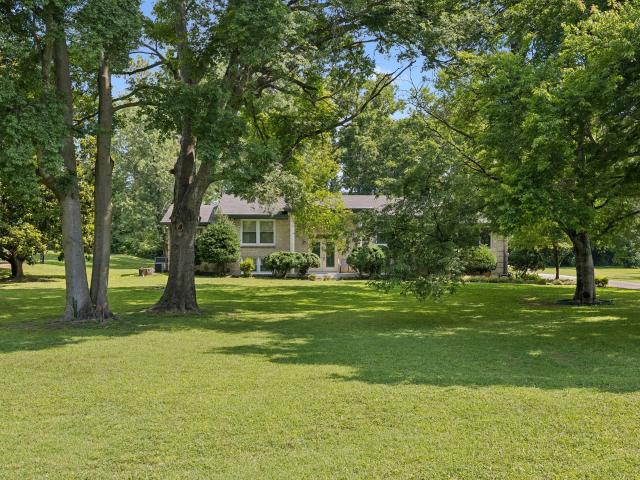 2824 Windemere Dr