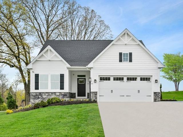 2825 Hillsong Dr, Medina, OH 44256