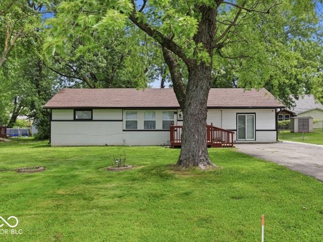 2825 Kristen Drive E