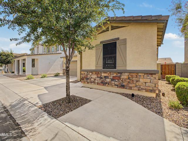 2825 s joslyn